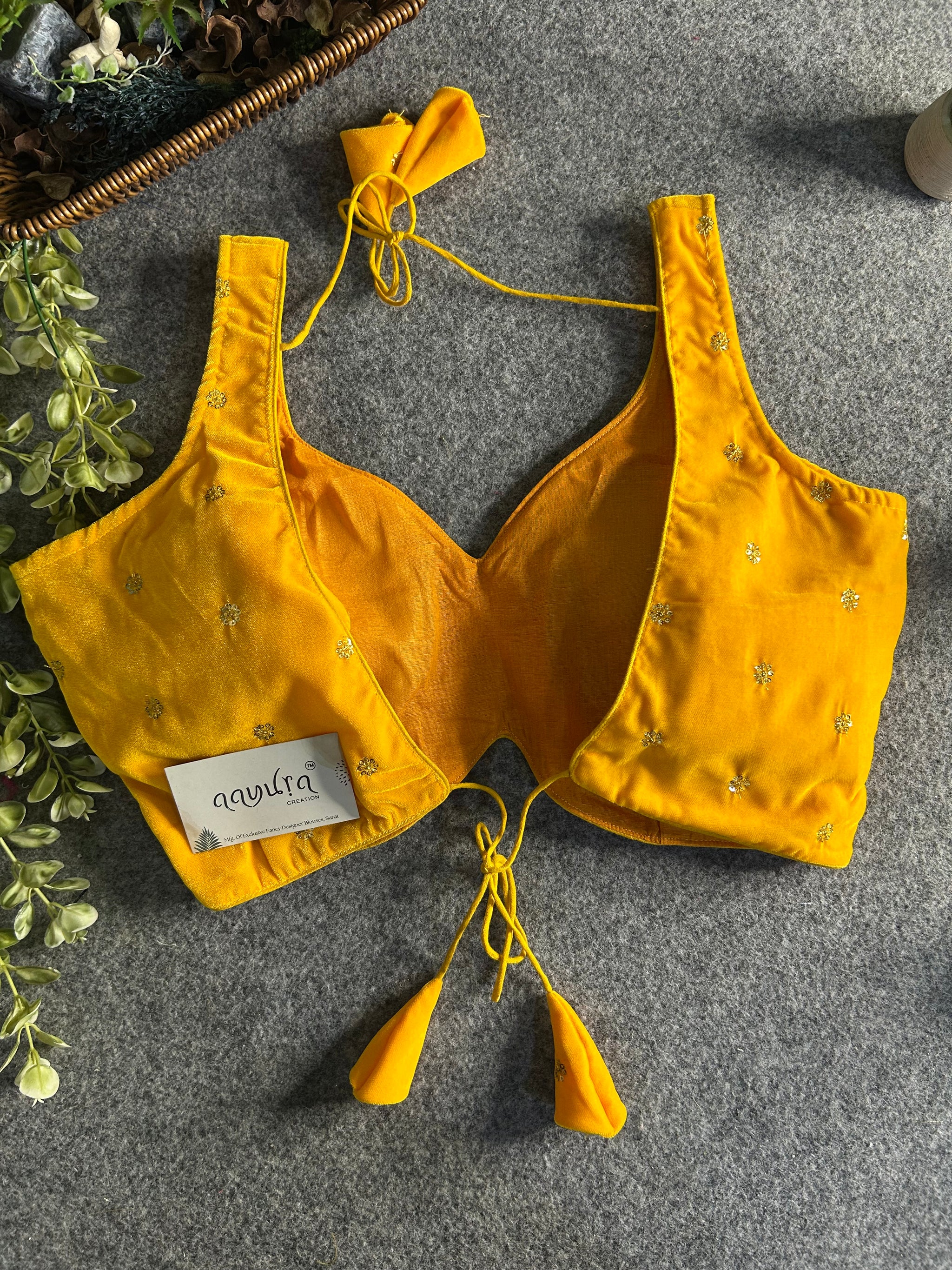 Butty Backless